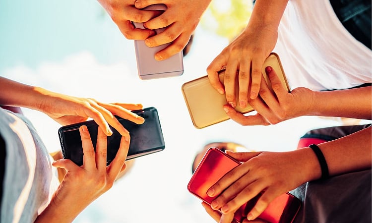 DepEd-Davao Bans Gadget Use During Class Hours