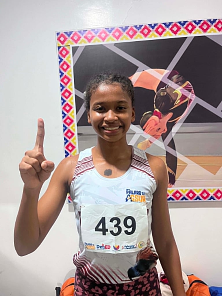 Siva outruns rivals, rain for hurdles gold
