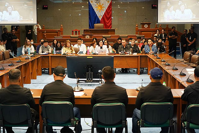 Lawmakers, former officials deny ‘suitcase cash’ allegations