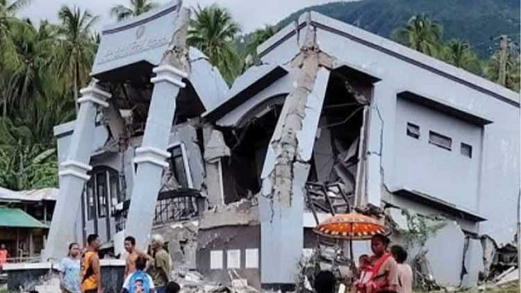 'No signs of life' found as 36 remain missing after quake