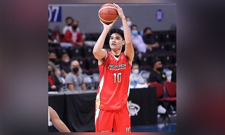 Tolentino nabalhin sa Magnolia team