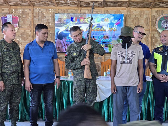 15 members of local terrorist group surrendered