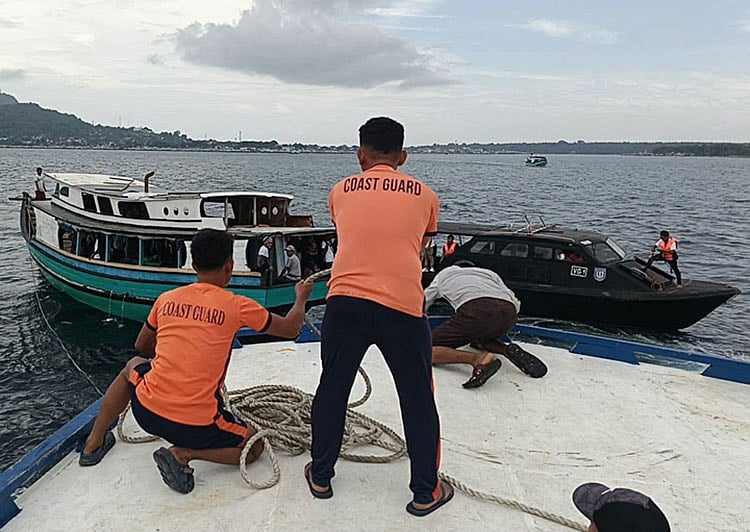 Coast Guard rescues 28 people off Tawi-Tawi