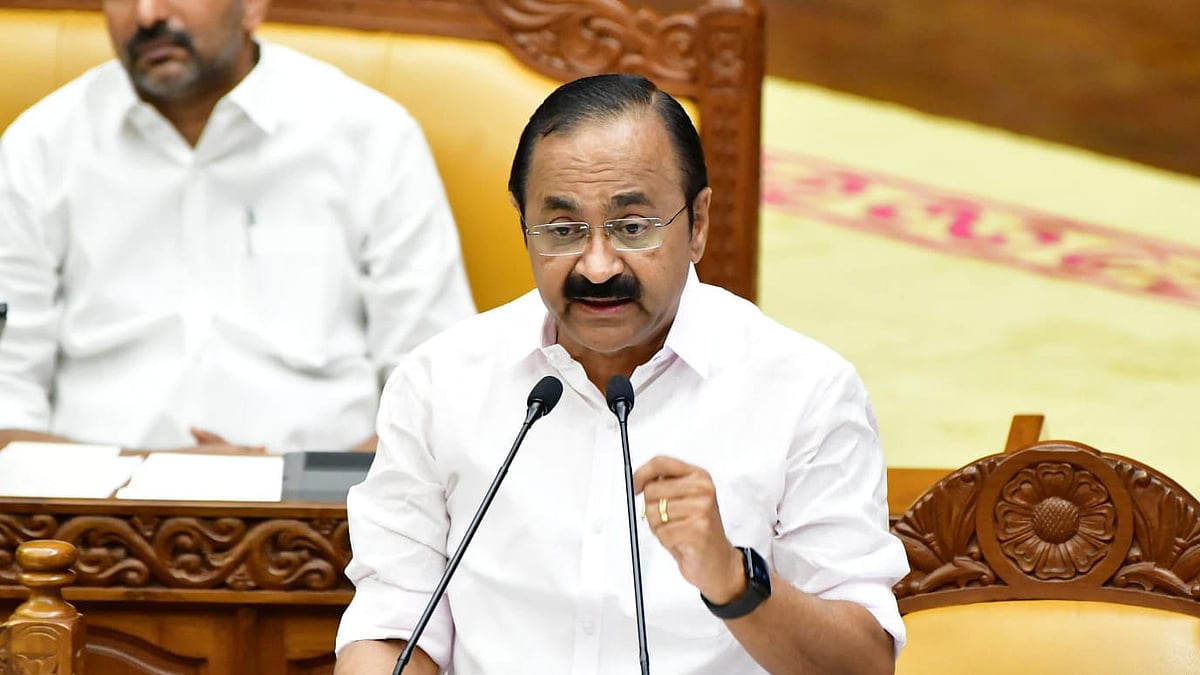 Kerala's revised budget bets big on maritime economy, moots Rs 100 cr ...
