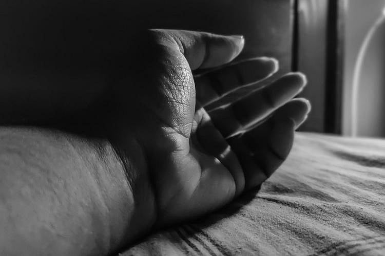 Woman who gave birth in Thrissur lodge found dead along with newborn